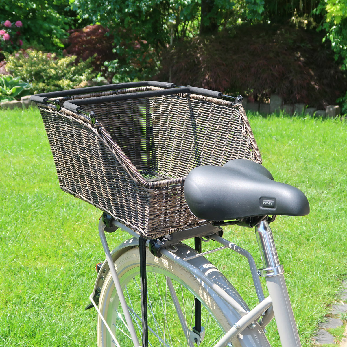 Basil Cento Rattan Look Bike Basket Rack MIK / Racktime / CarryMore ...